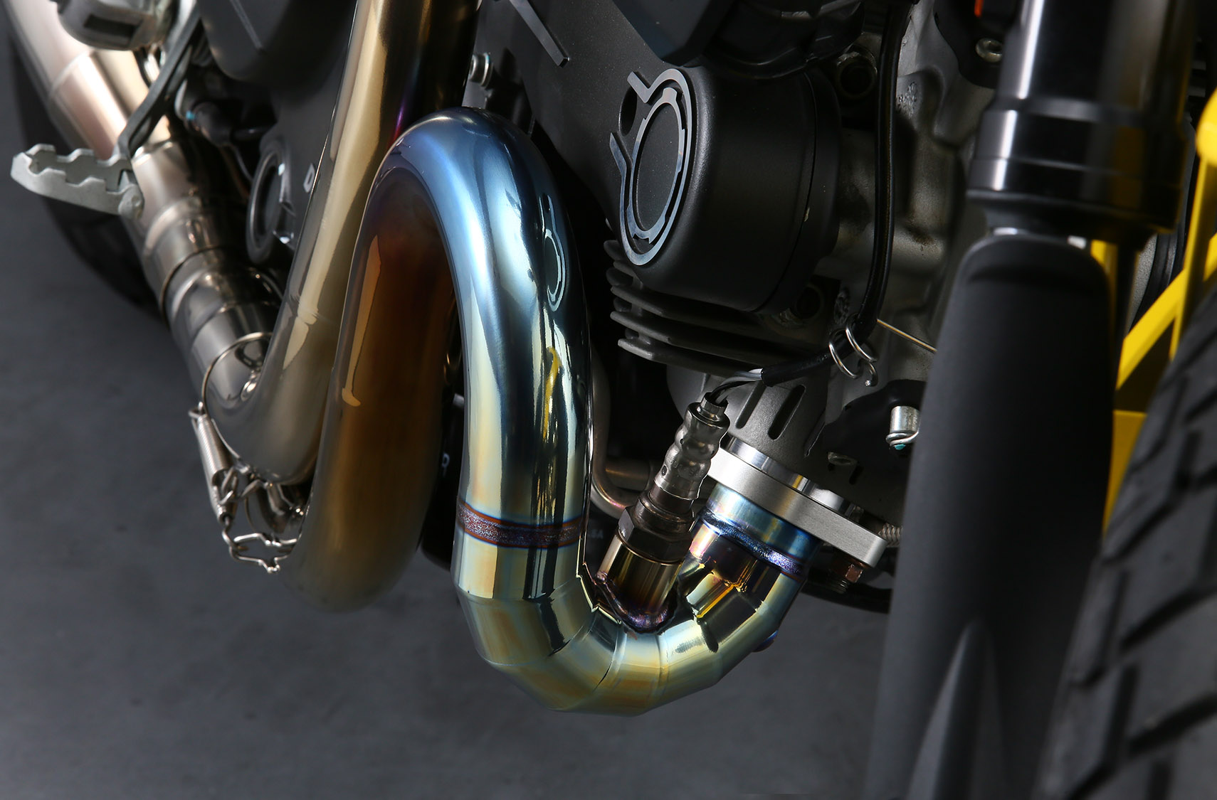 AELLA Titanium Headers for Ducati Scrambler 800 (15-20)