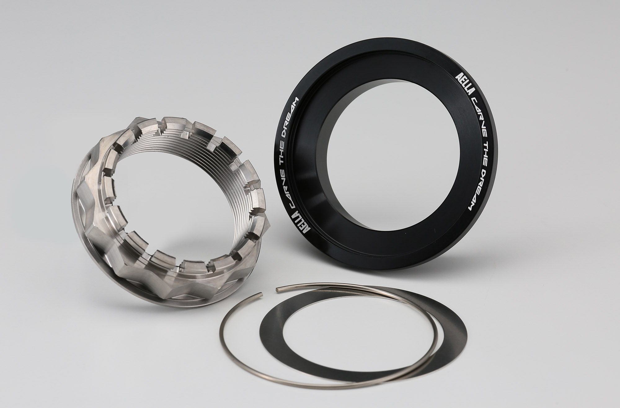 AELLA Large Hub One Titanium Nut & Aluminum Taper Cone Set (Rear Axle)