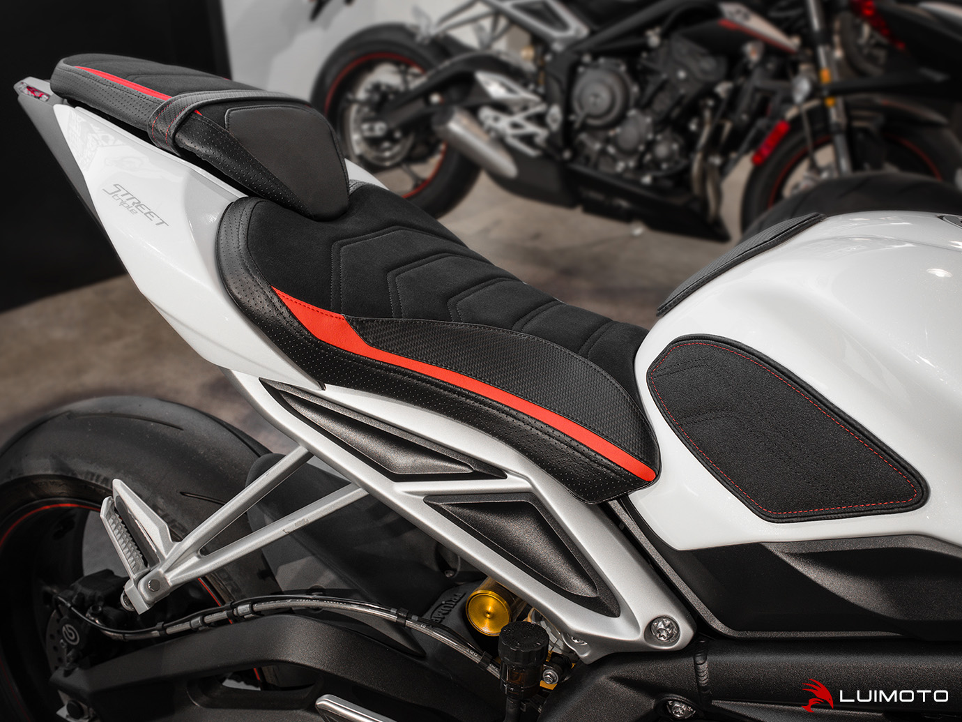 LUIMOTO TANK LEAF SPORT Tank Pads for the Triumph STREET TRIPLE 675 / ...