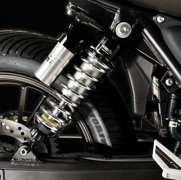 Matris M40KC Twinshock for the Moto Guzzi V7 850 (2021+)