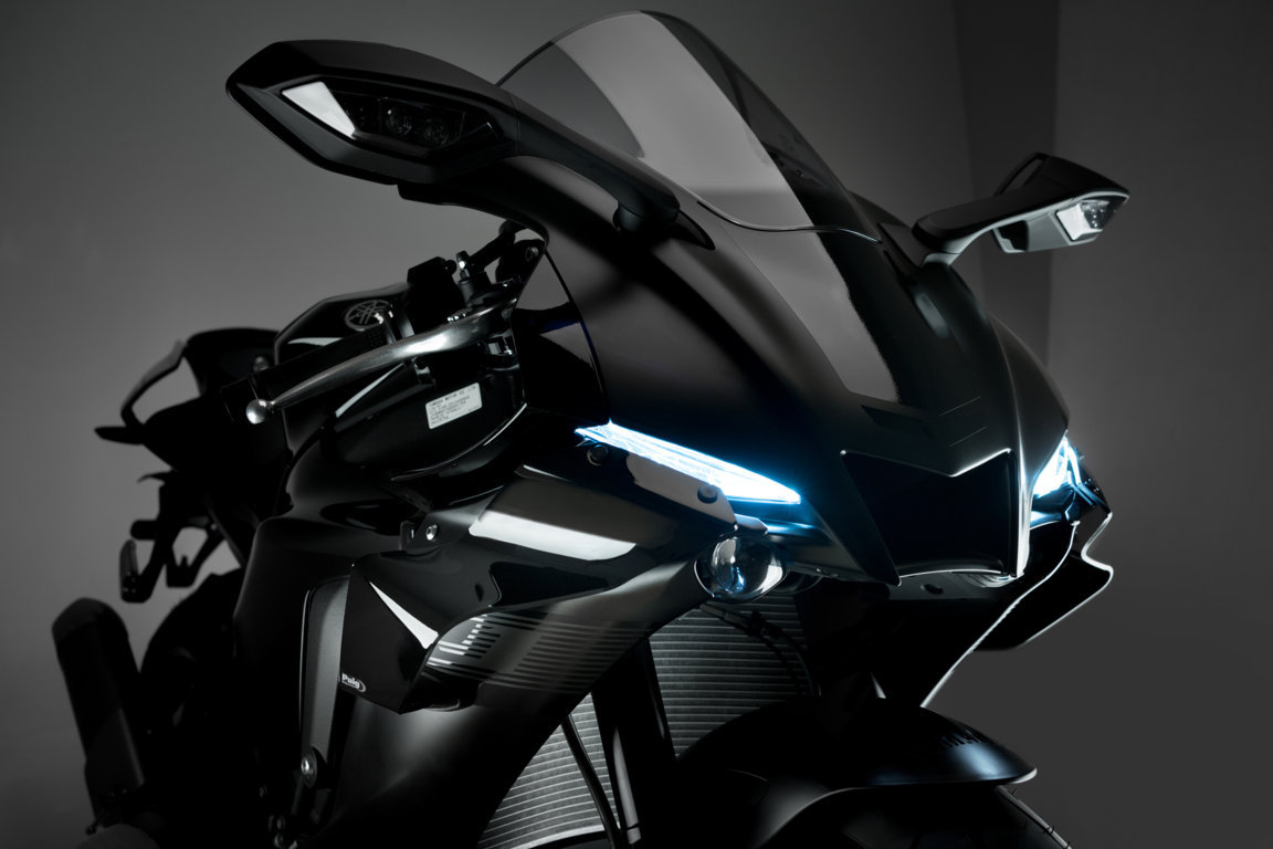 PUIG GP Frontal Spoiler Kit (Winglets) for the Yamaha YZF-R1 / YZF-R1M ...