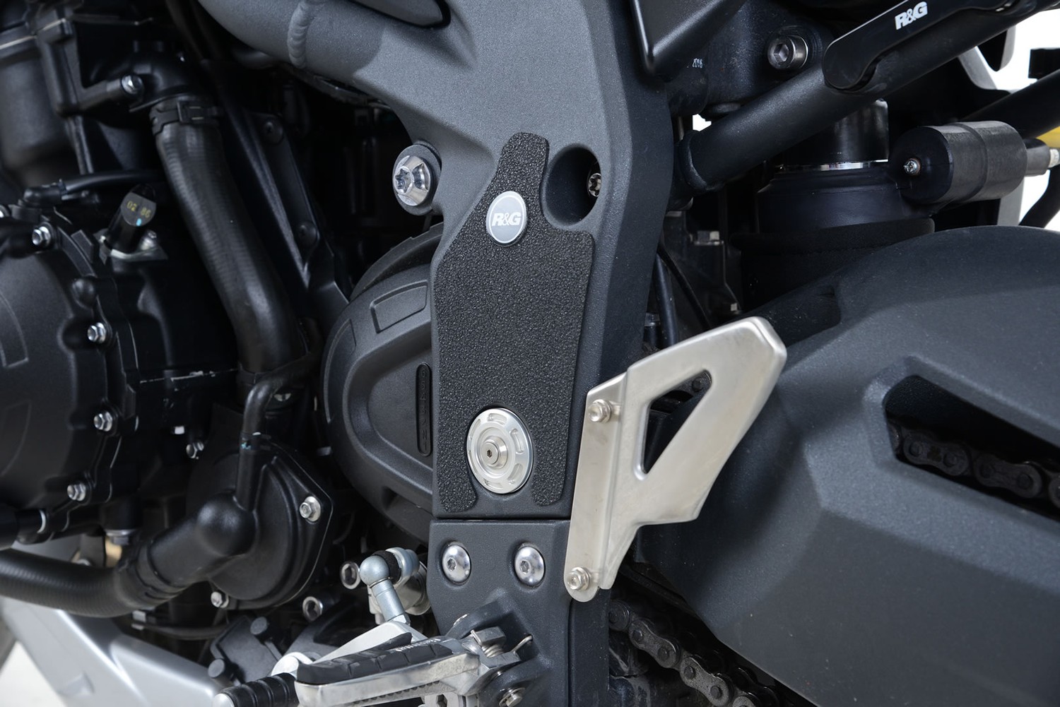 R&G Racing Boot Guard 2-piece (Frame only) for Triumph Tiger 1050 Sport ...