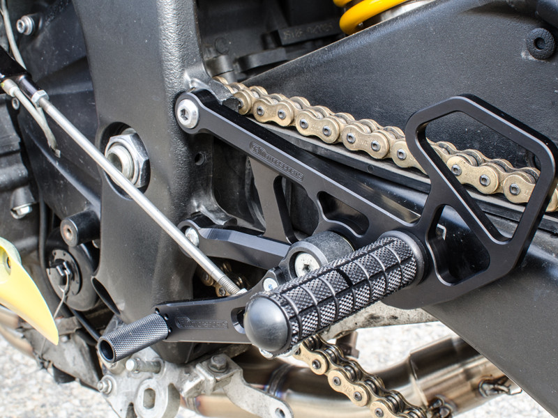 WOODCRAFT Yamaha R6 (2017+) Complete Rear Set Kit GP Shift BLACK - WILL ...