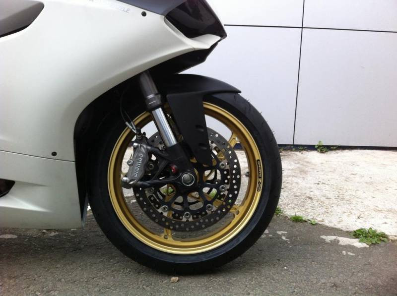 OZ Racing PIEGA FORGED ALUMINUM FRONT WHEEL: SUZUKI GSX-R1000 (2008 ...