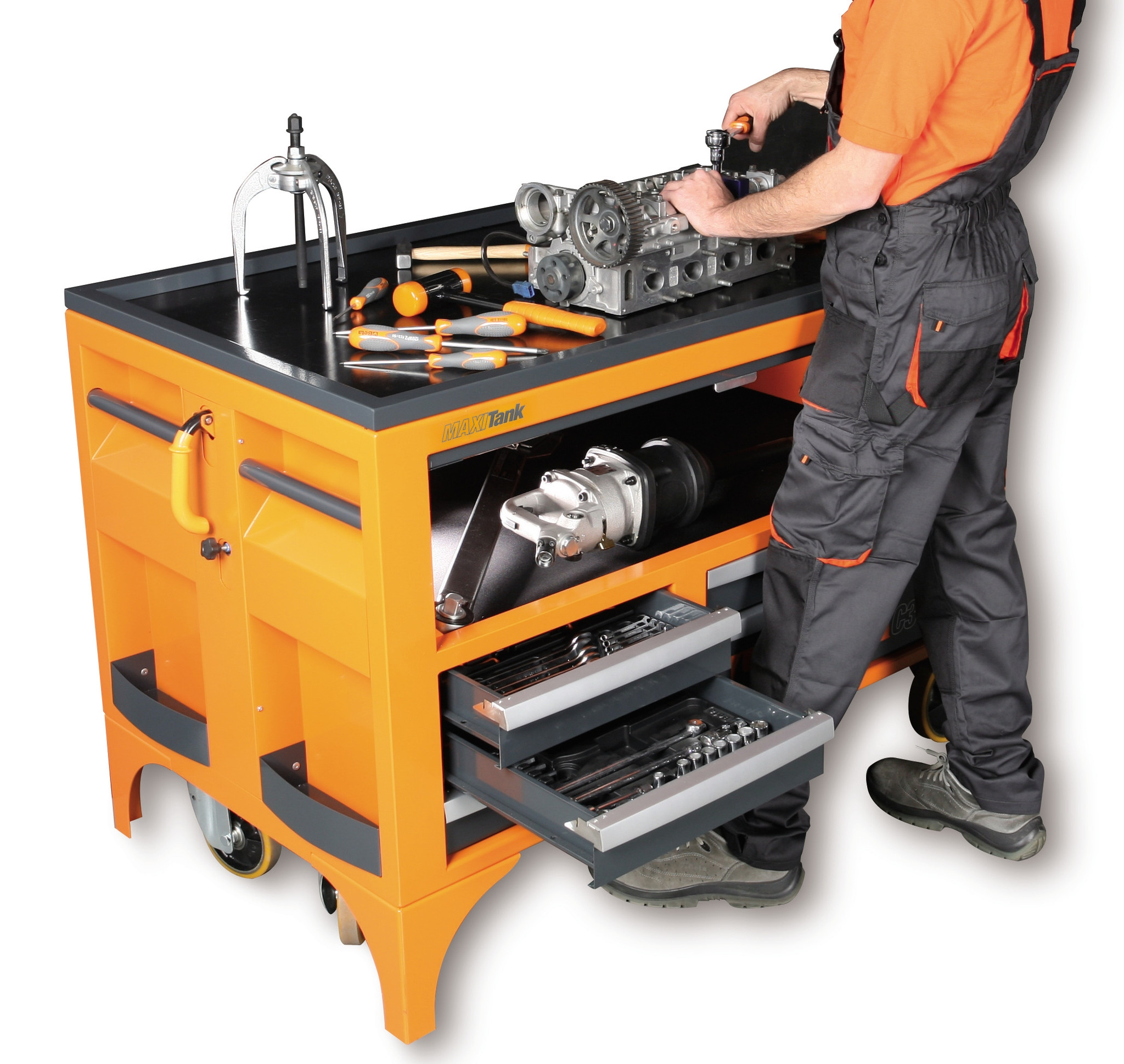 Beta Tools Model C30 S-Maxitank Mobile Workbench