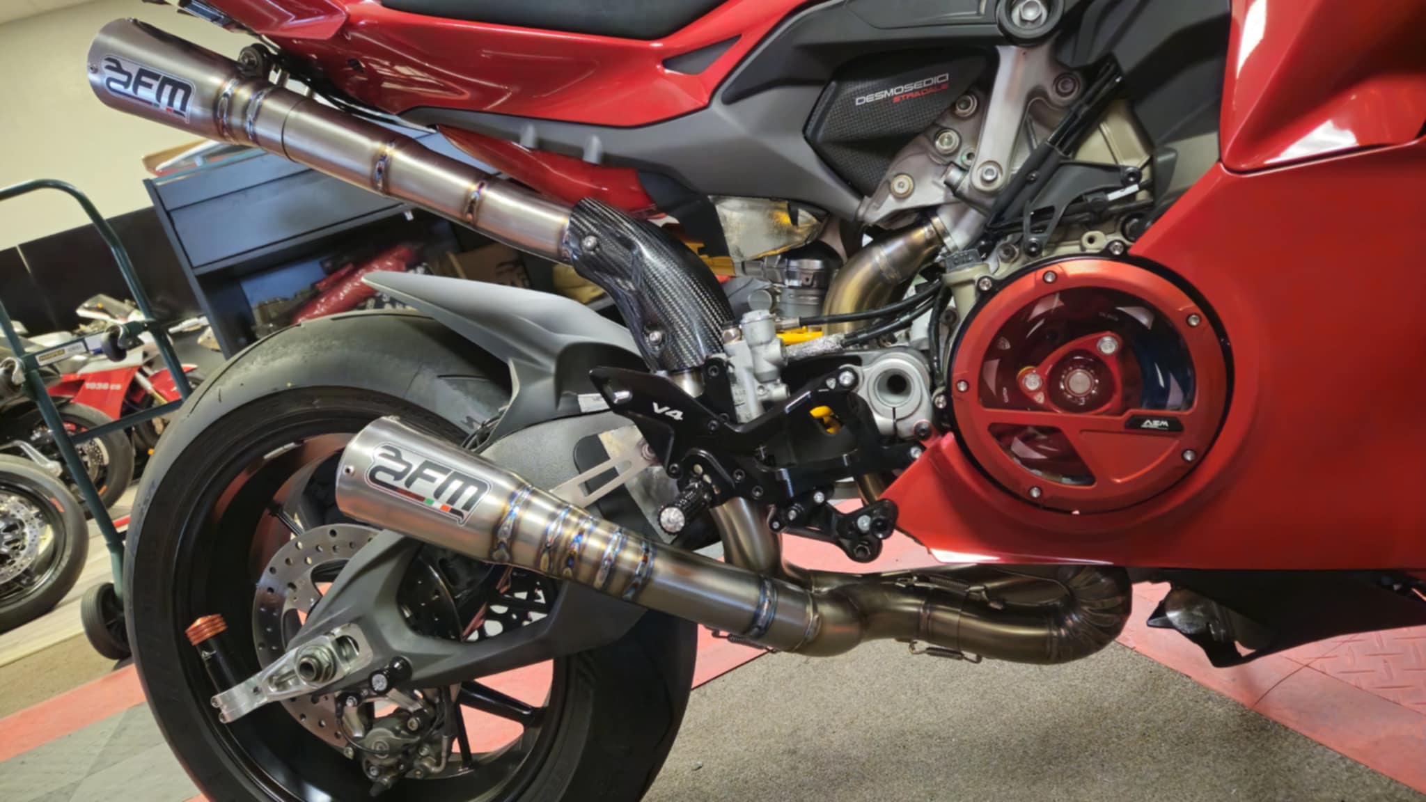 FM Projects 3/4 Titanium Race Exhaust for the Panigale V4 / S (2025+)